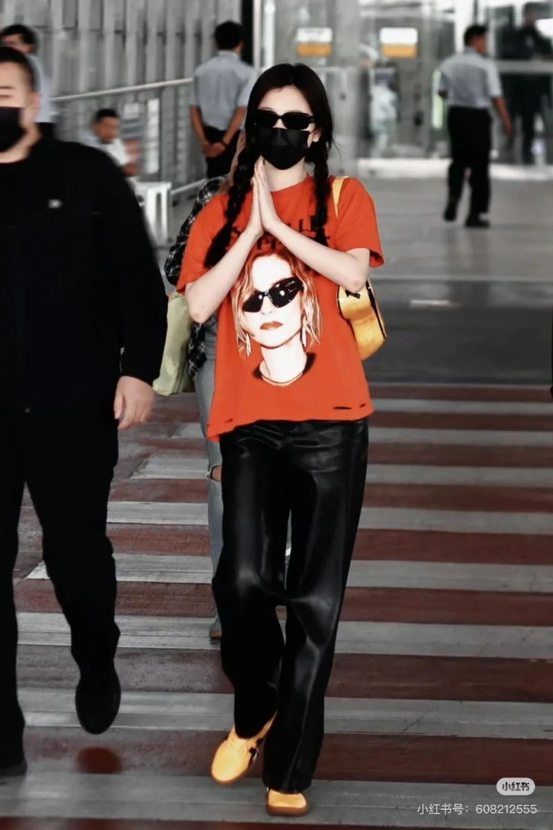 Indistinguishable Balenciaga T-Shirts