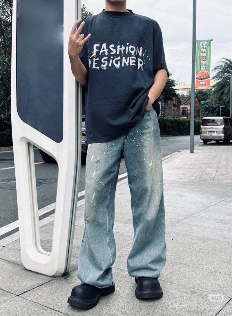 Cut-rate Balenciaga T-Shirts