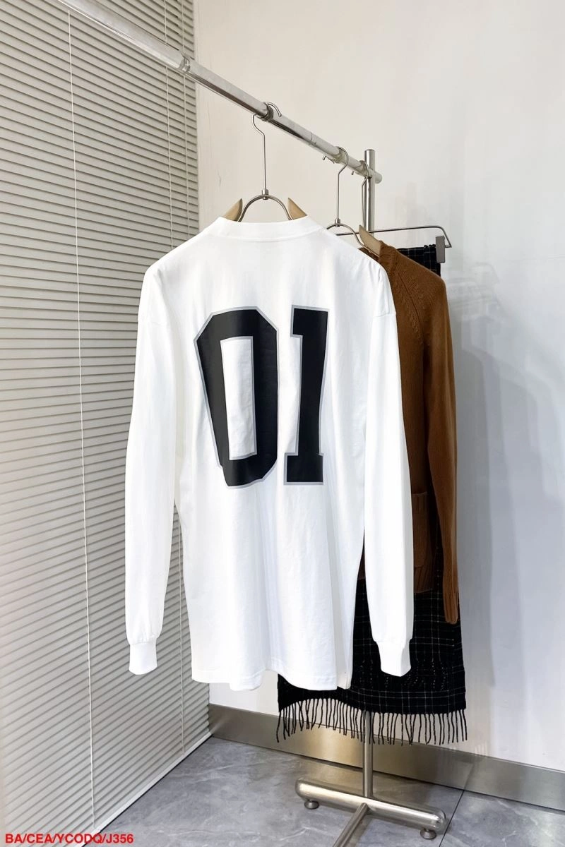 Low-cost Balenciaga T-Shirts