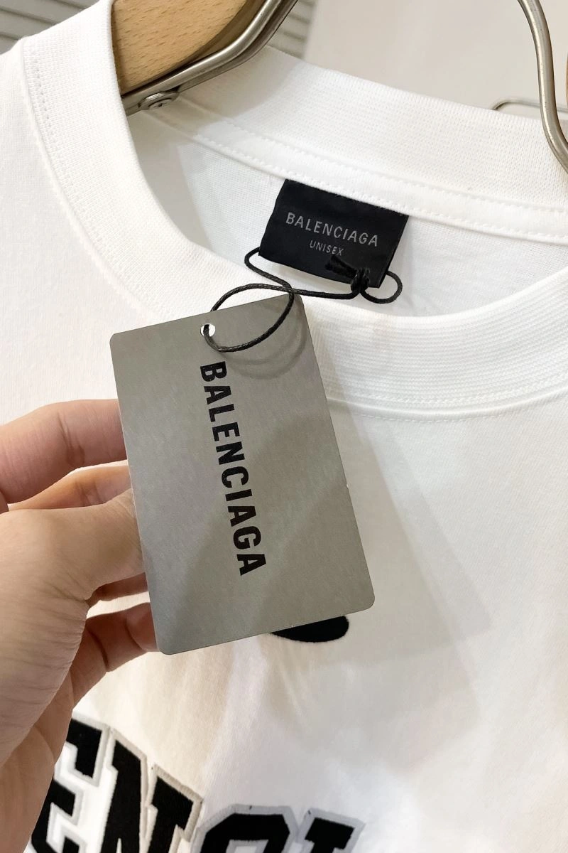 Low-cost Balenciaga T-Shirts