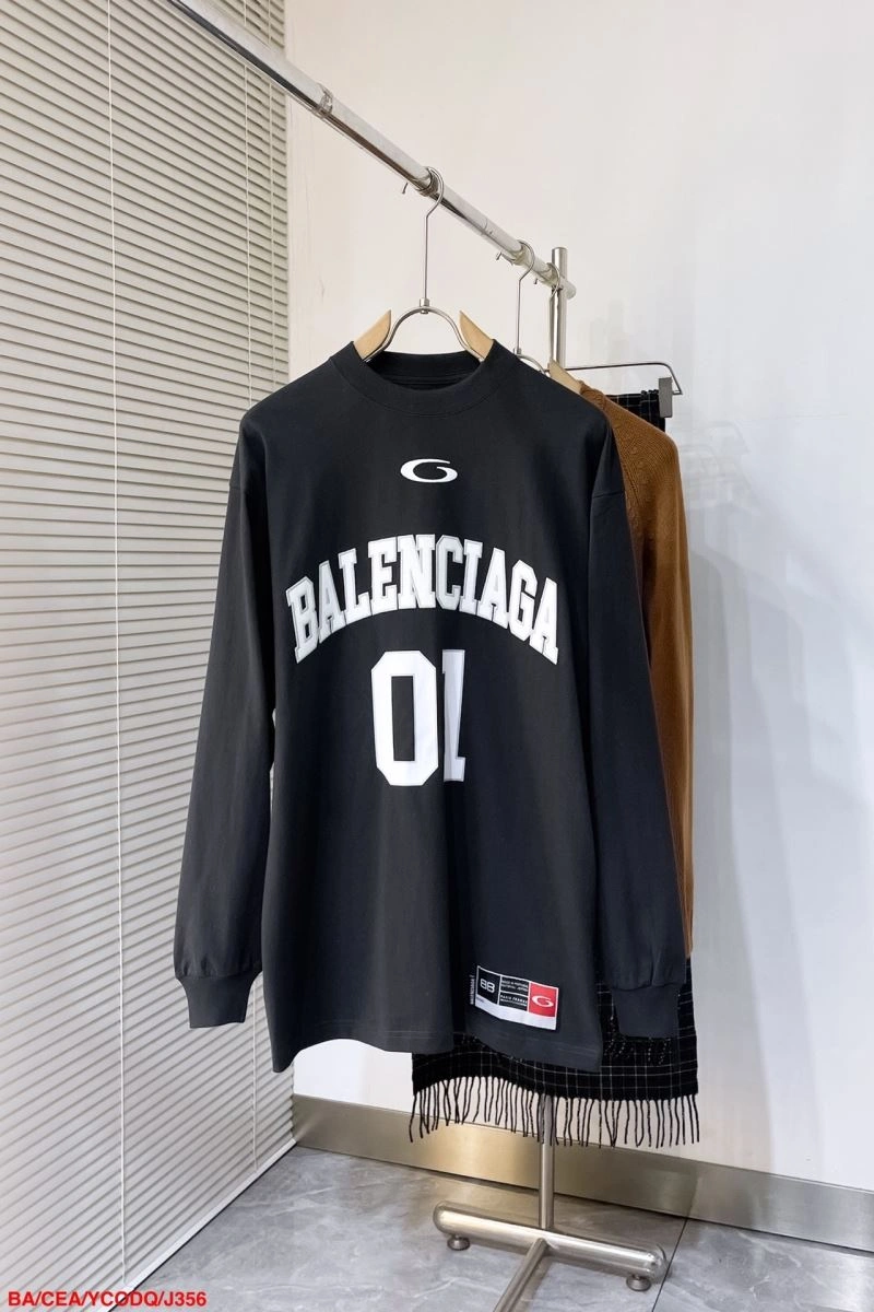 Balenciaga T-Shirts