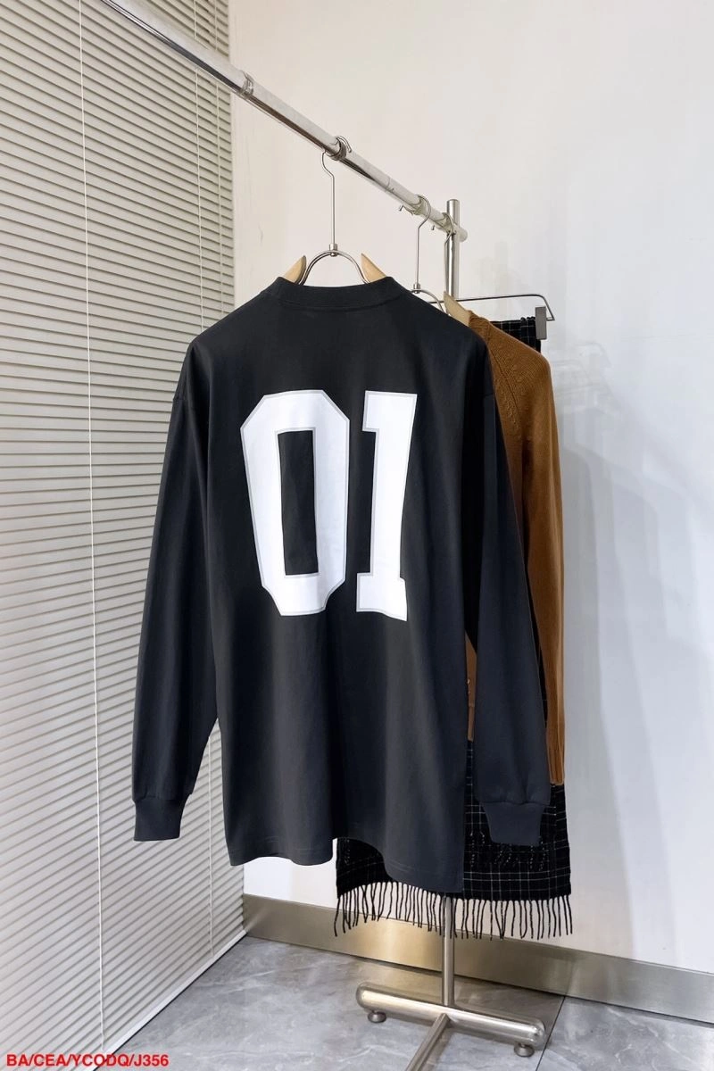 Low-cost Balenciaga T-Shirts