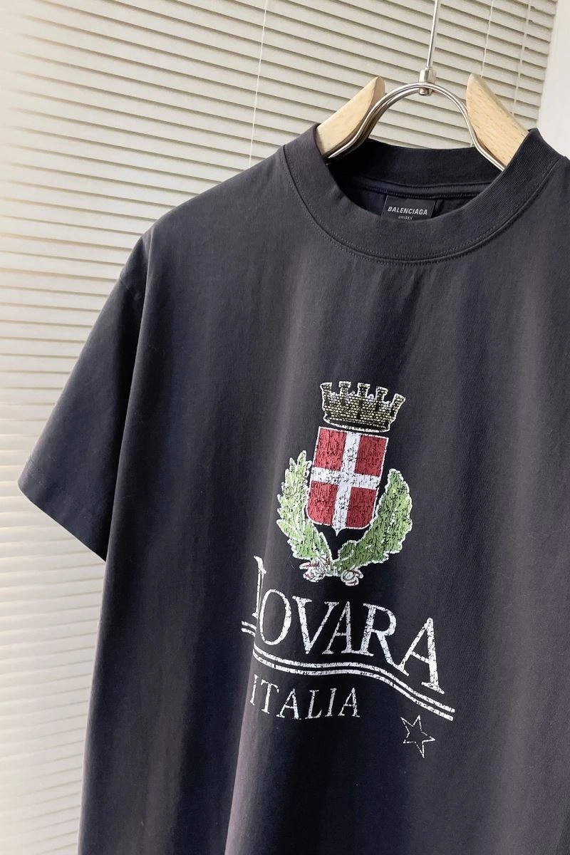 Inexpensive Balenciaga T-Shirts