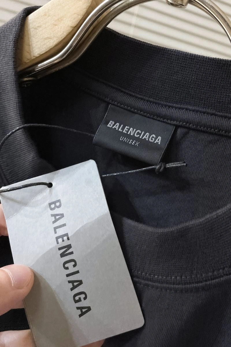 Inexpensive Balenciaga T-Shirts
