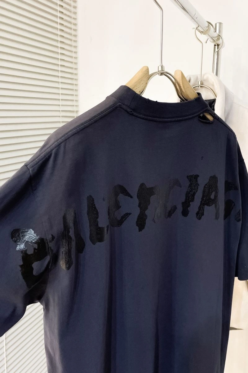 Accurate model Balenciaga T-Shirts