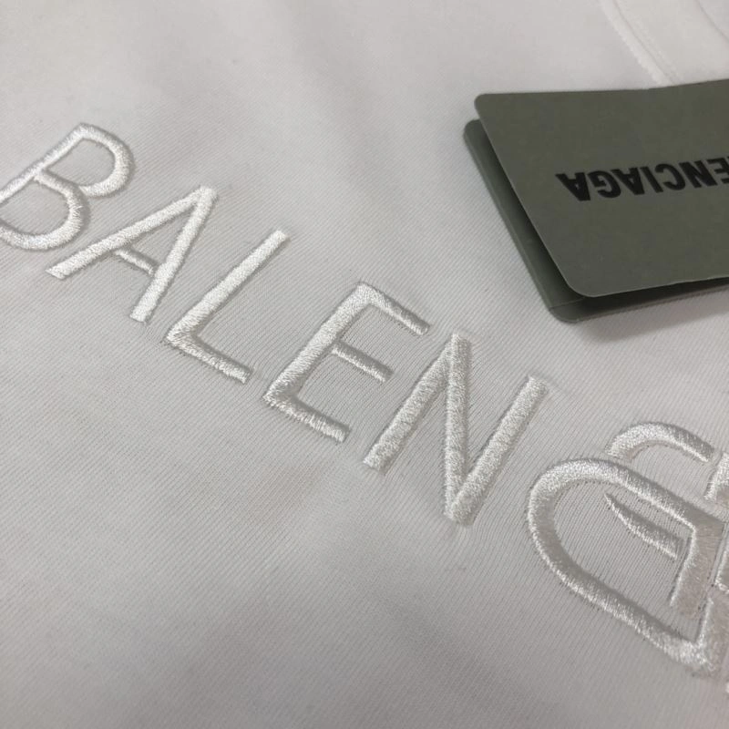 Bargain Balenciaga T-Shirts