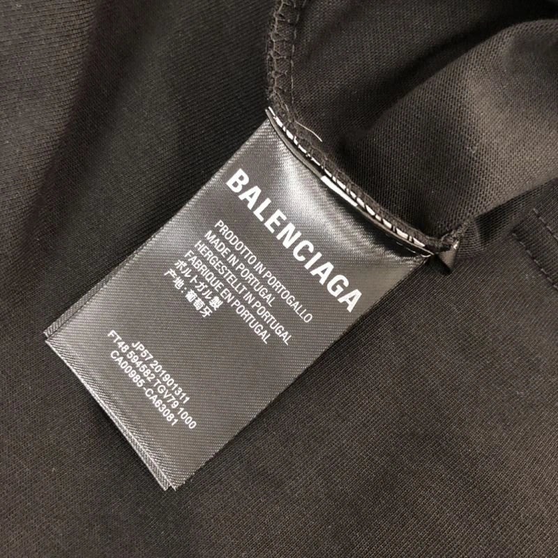Accurate model Balenciaga T-Shirts
