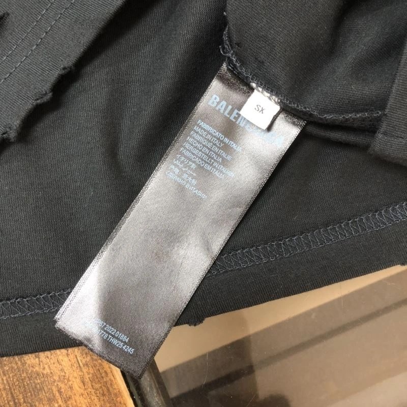 Low-cost Balenciaga T-Shirts