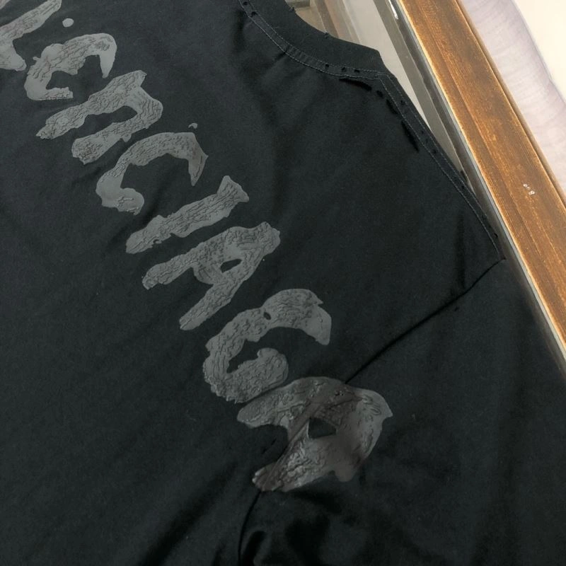Low-cost Balenciaga T-Shirts