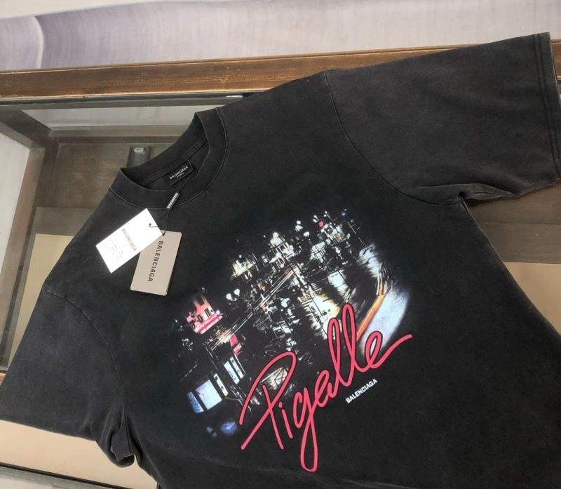 Accurate model Balenciaga T-Shirts