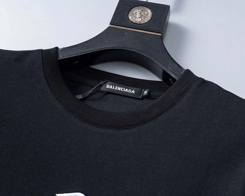 Exact replica Balenciaga T-Shirts