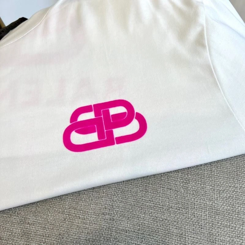 Top match Balenciaga T-Shirts