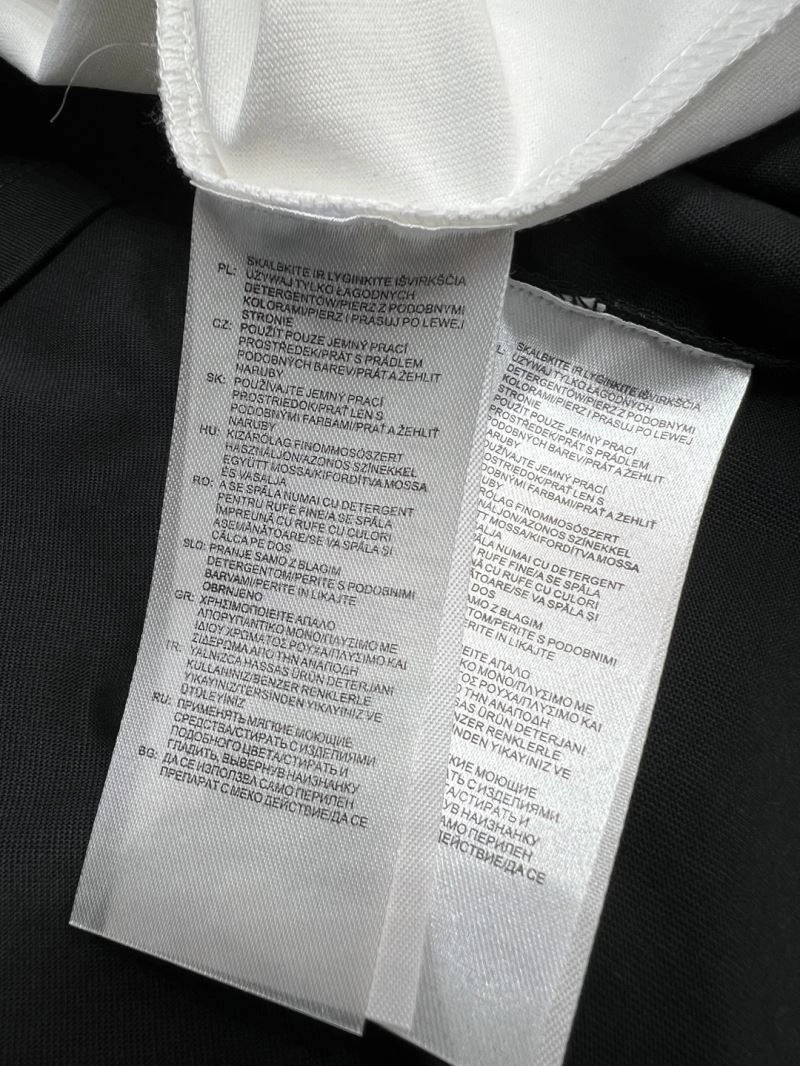 Cut-rate Balenciaga T-Shirts