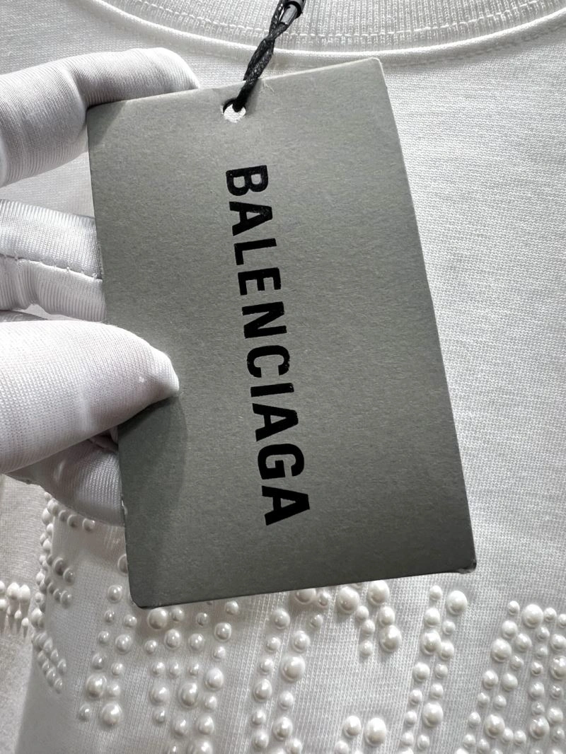 Value-priced Balenciaga T-Shirts
