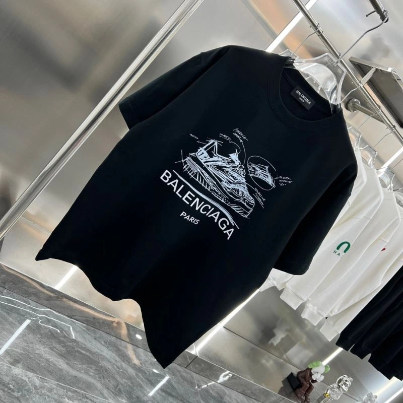 Bargain Balenciaga T-Shirts