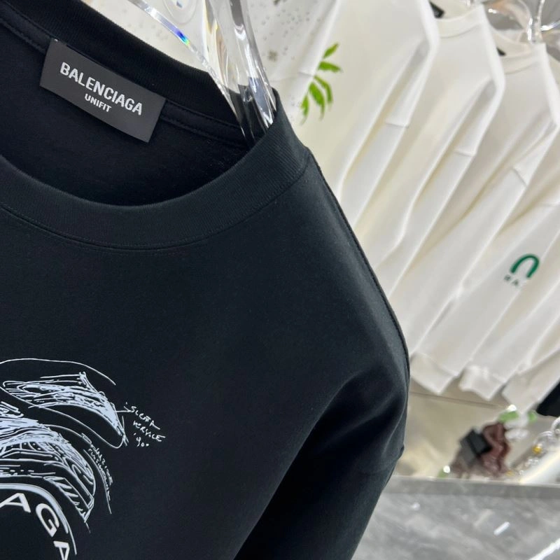 Bargain Balenciaga T-Shirts