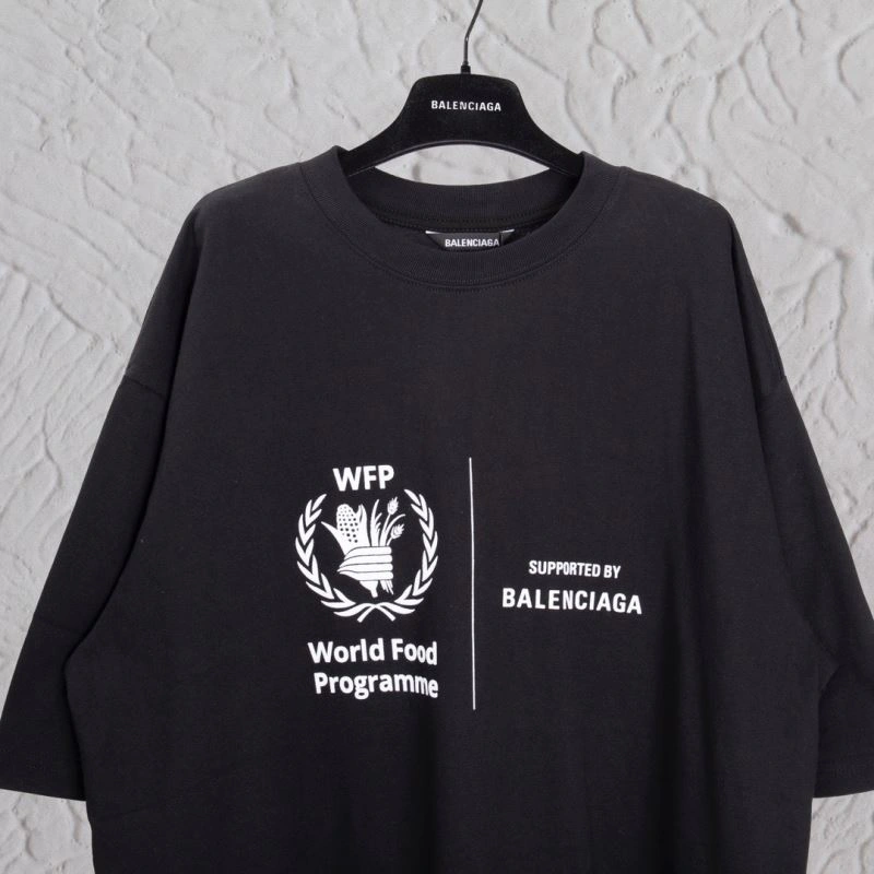 Accurate model Balenciaga T-Shirts