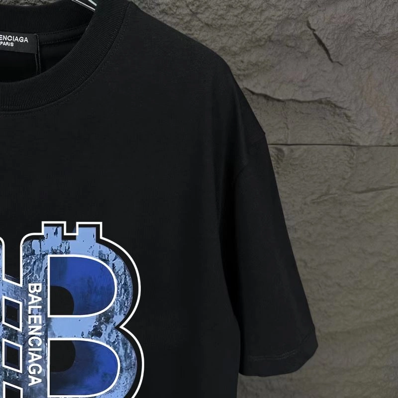 Low-cost Balenciaga T-Shirts