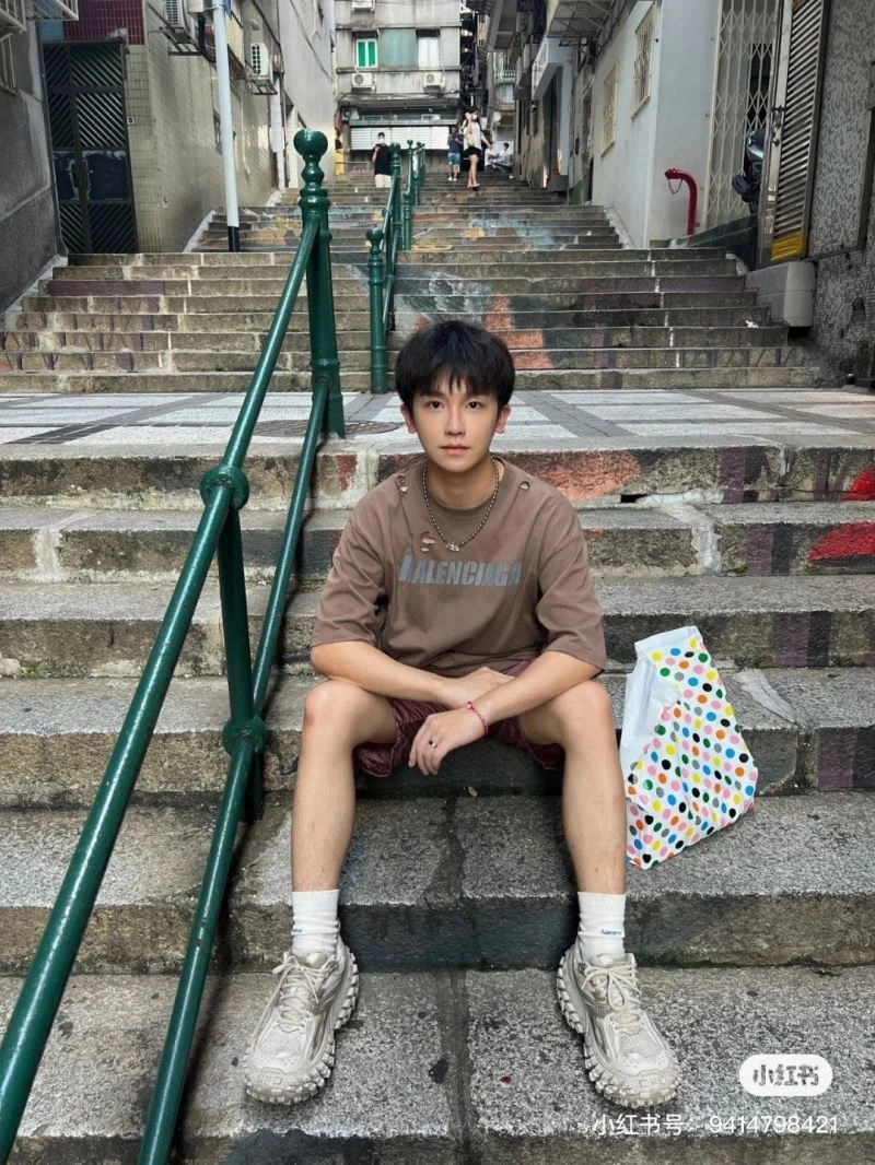 Perfect replica Balenciaga T-Shirts