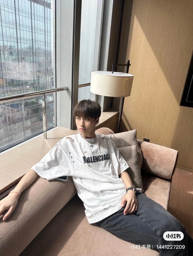 Perfect replica Balenciaga T-Shirts