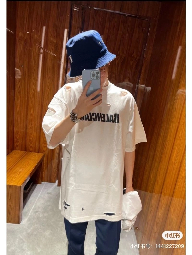Perfect replica Balenciaga T-Shirts