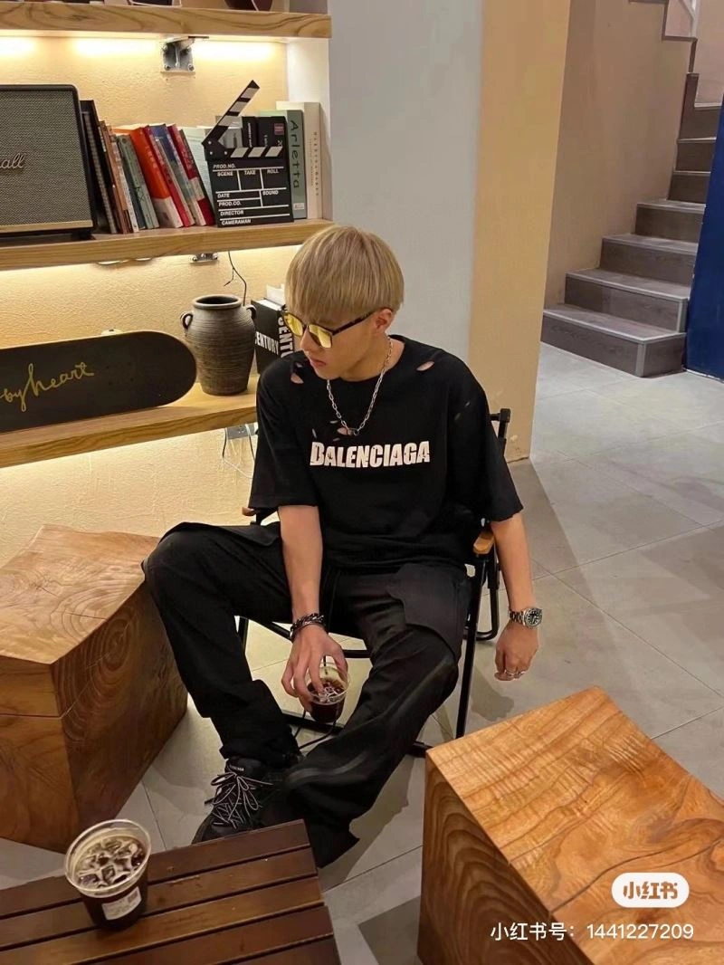 Perfect replica Balenciaga T-Shirts