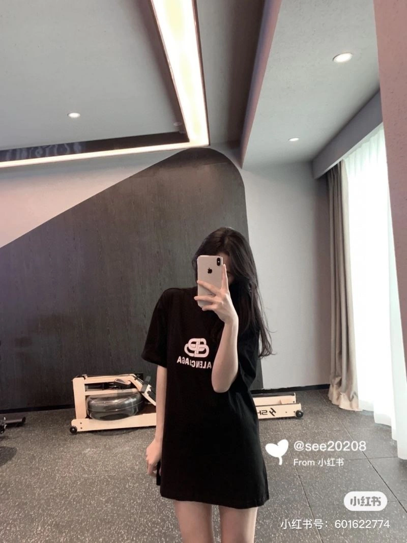 High accuracy Balenciaga T-Shirts