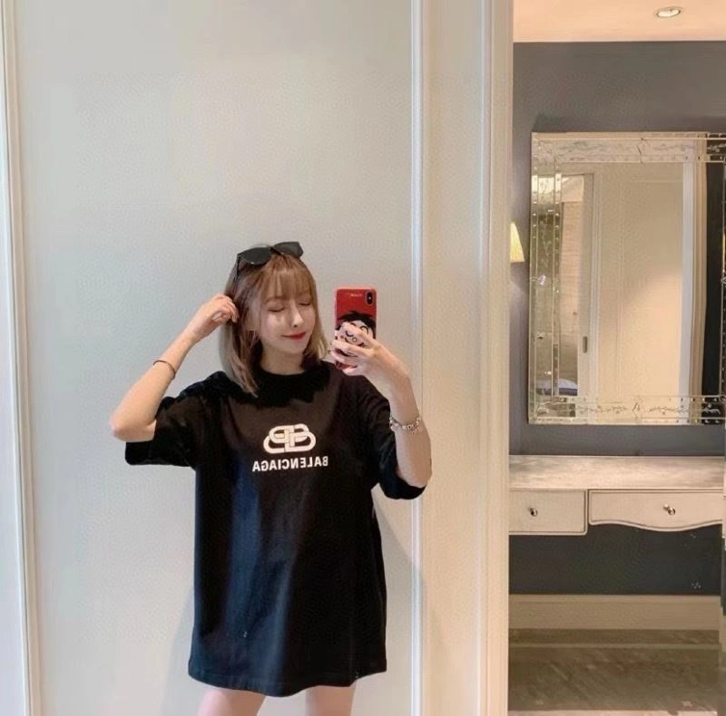 High accuracy Balenciaga T-Shirts