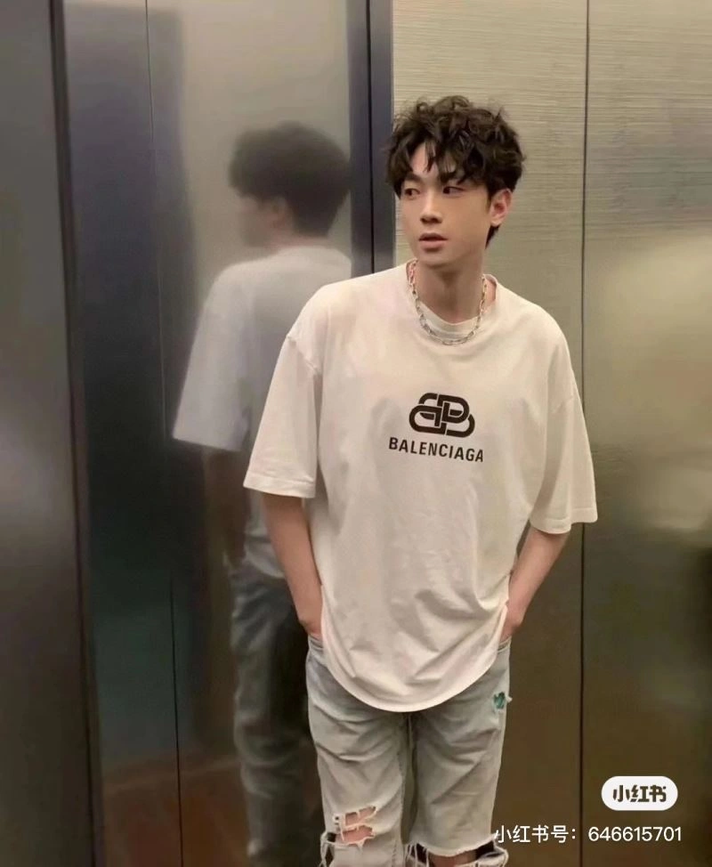 High accuracy Balenciaga T-Shirts