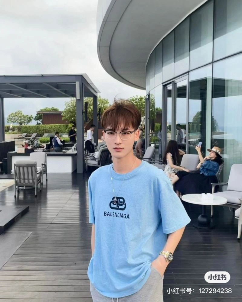 High accuracy Balenciaga T-Shirts