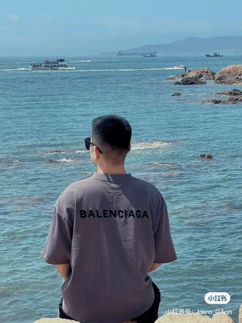High accuracy Balenciaga T-Shirts