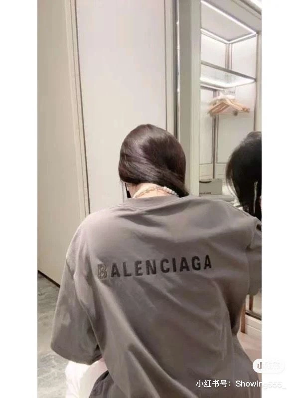 High accuracy Balenciaga T-Shirts