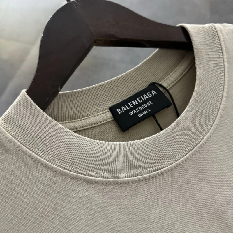 Low-cost Balenciaga T-Shirts