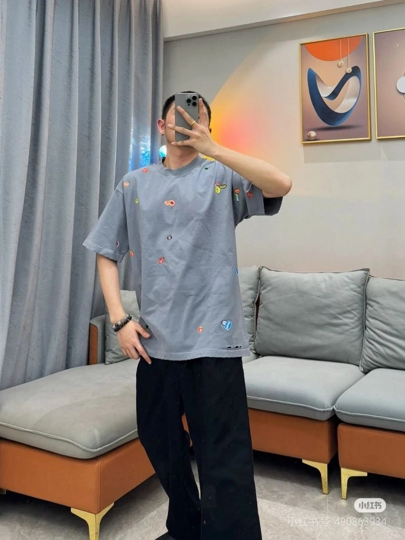 Inexpensive Balenciaga T-Shirts