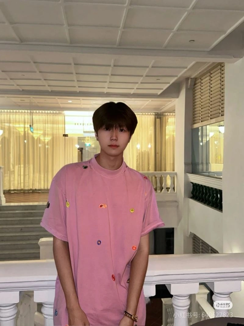 Affordable Balenciaga T-Shirts