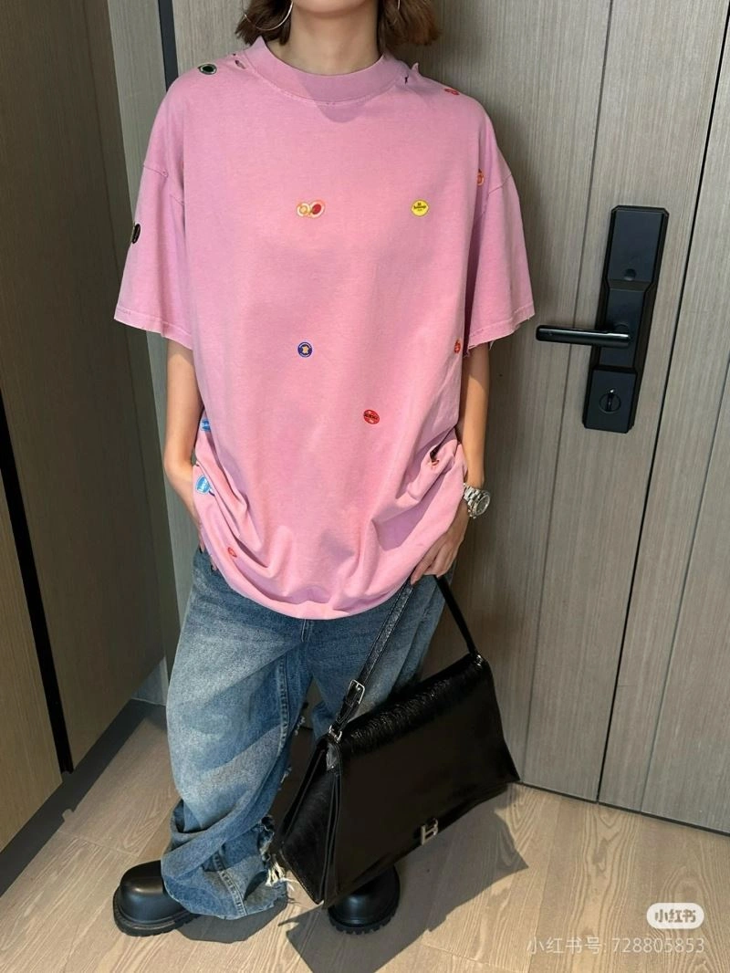 Affordable Balenciaga T-Shirts