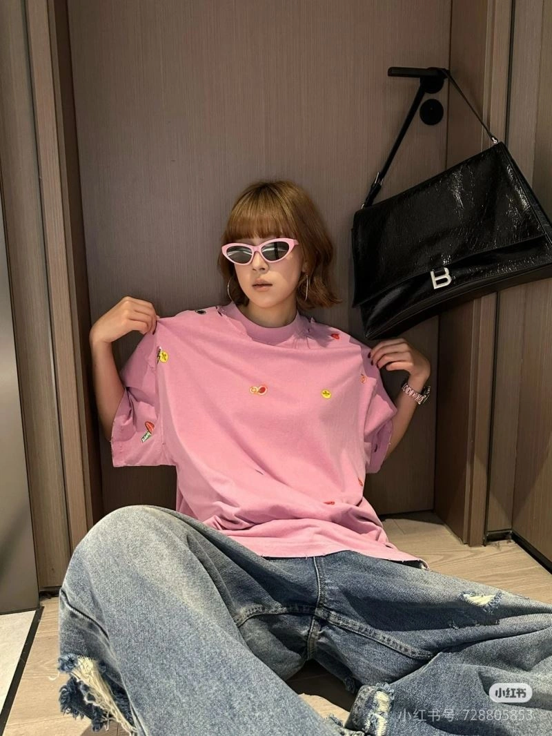Affordable Balenciaga T-Shirts