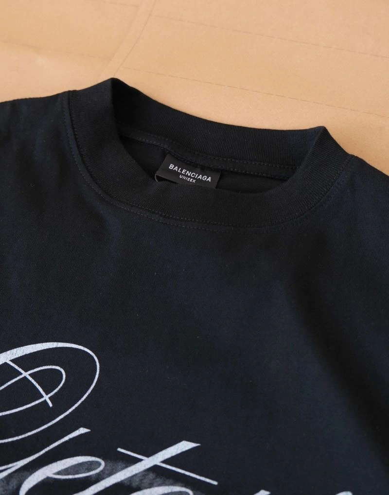 Accurate model Balenciaga T-Shirts
