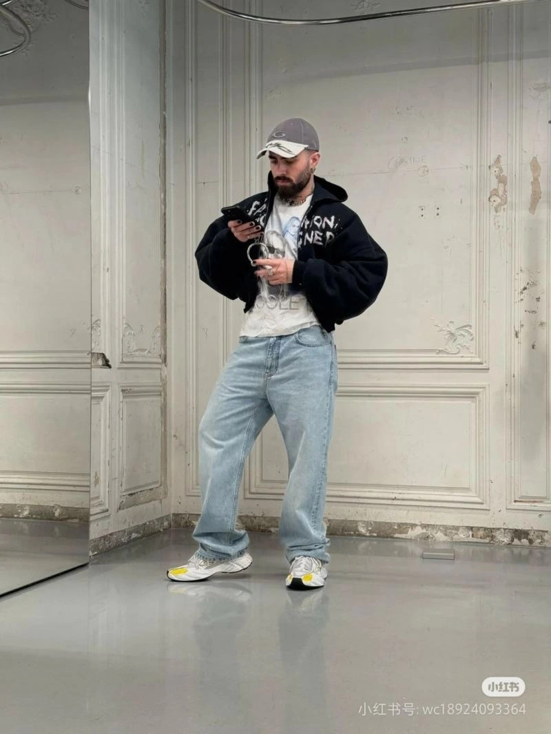 Top match Balenciaga T-Shirts