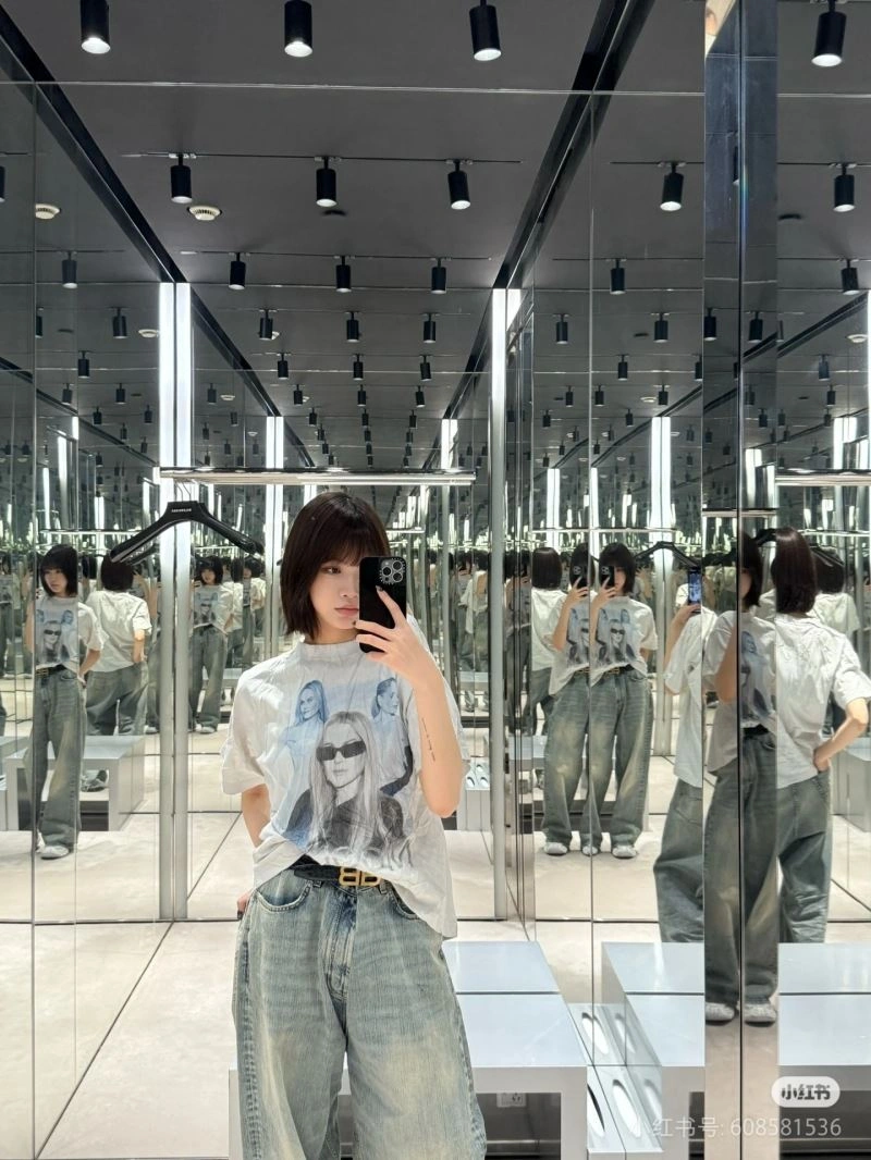 Top match Balenciaga T-Shirts