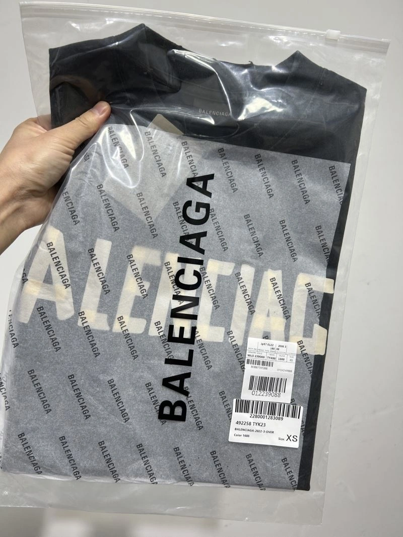 Low-cost Balenciaga T-Shirts