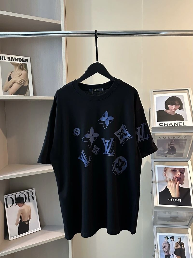 Reasonably priced Balenciaga T-Shirts