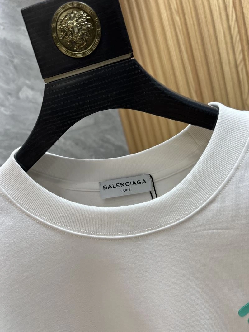 Accurate model Balenciaga T-Shirts
