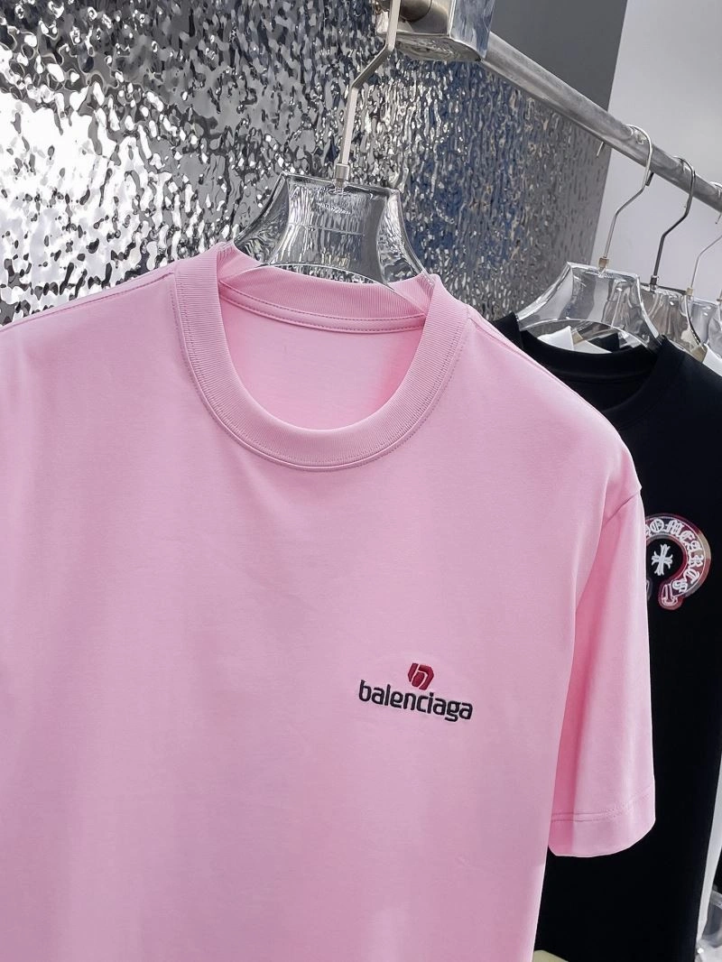 Indistinguishable Balenciaga T-Shirts
