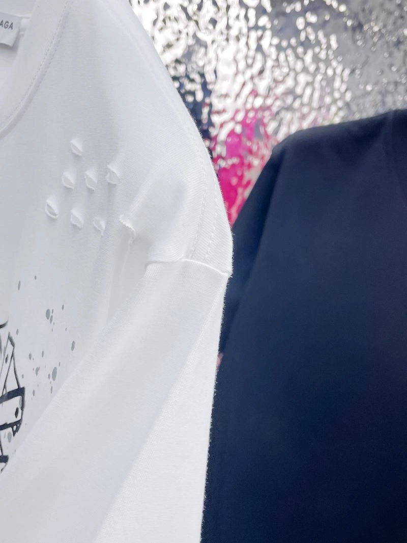 Exact replica Balenciaga T-Shirts