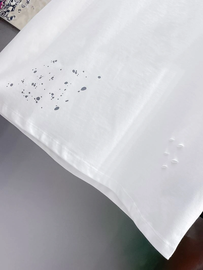 Exact replica Balenciaga T-Shirts