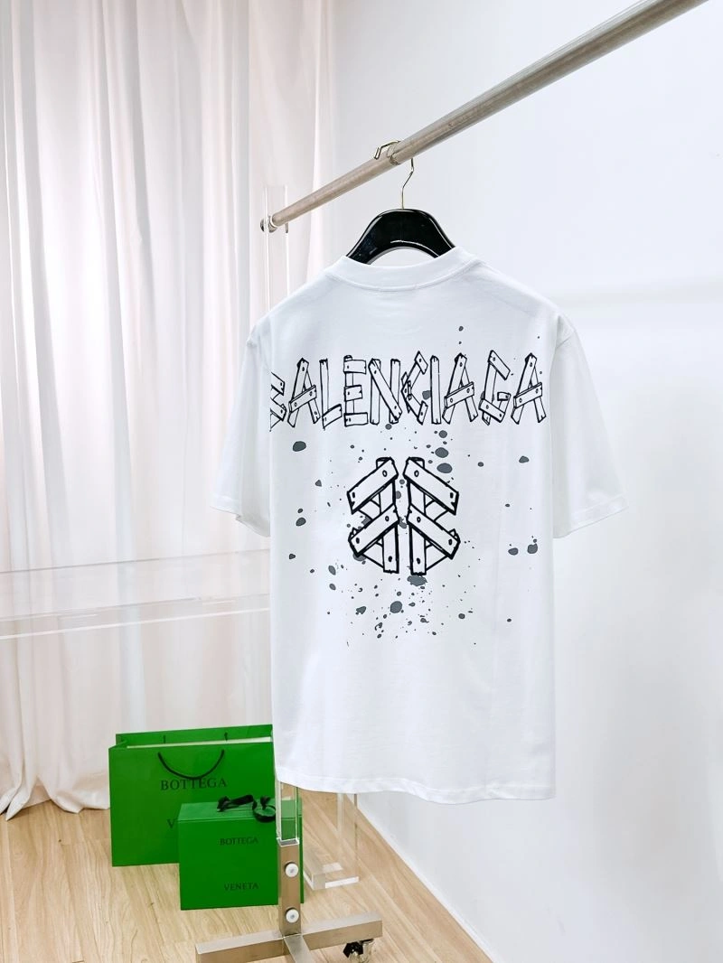 Value-priced Balenciaga T-Shirts