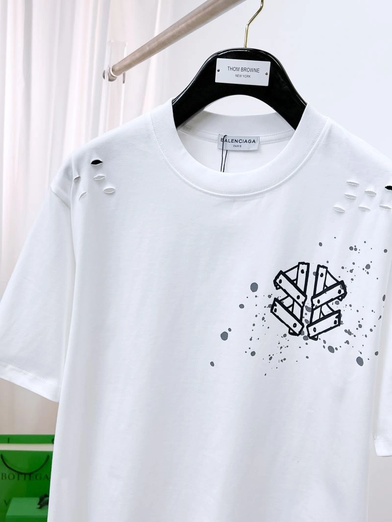 Value-priced Balenciaga T-Shirts