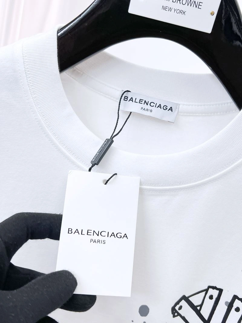 Value-priced Balenciaga T-Shirts