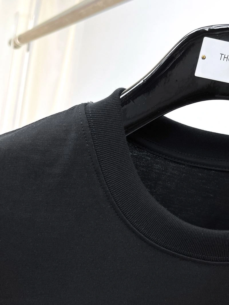 Accurate model Balenciaga T-Shirts